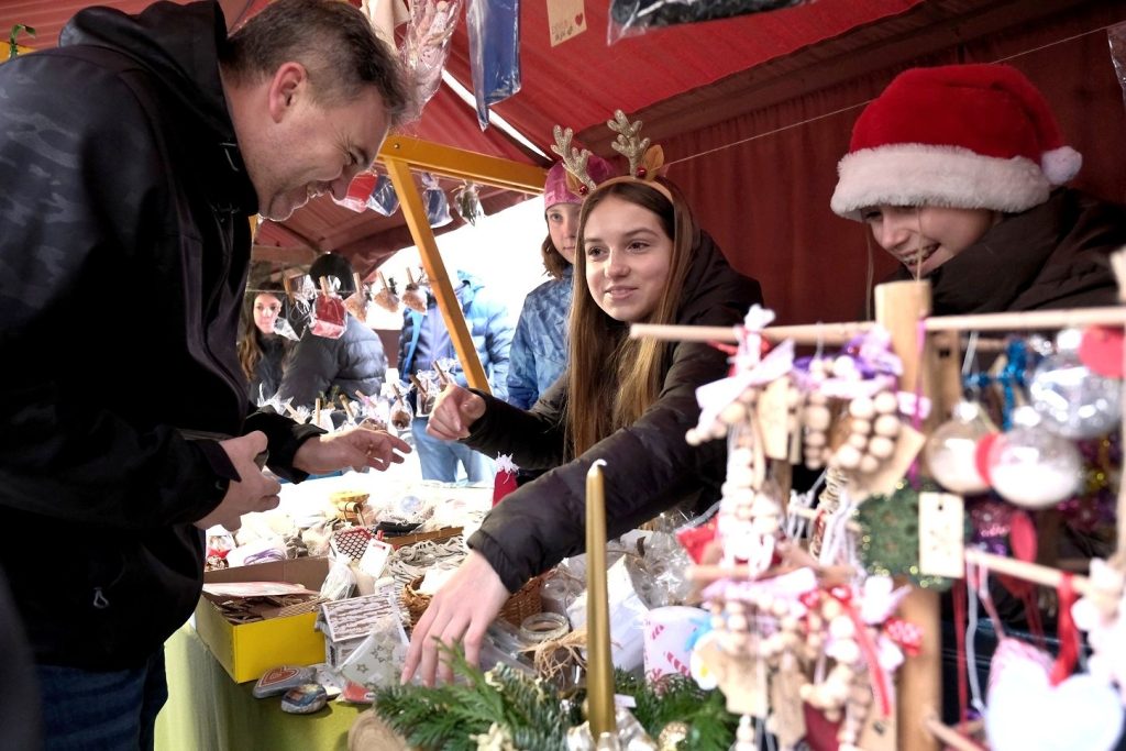 V PŘÍŠTÍM ROCE SE USKUTEČNÍ JUBILEJNÍ VÁNOČNÍ TRHY - Turnovsko v akci